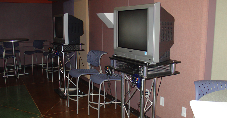 Custom Gaming Station - Envisionary Images